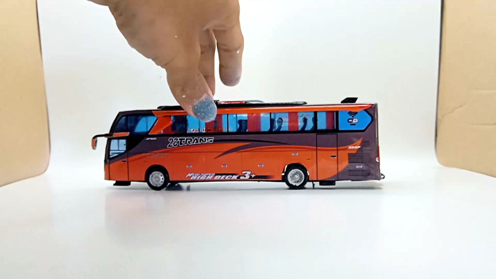 27 Trans body Jb3 voyager Miniatur bus skala 64 | Lazada Indonesia