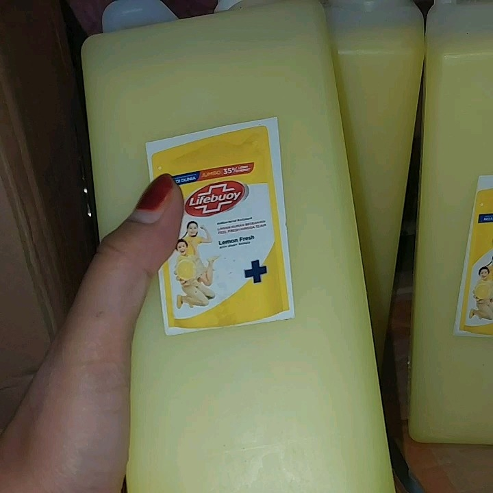 SABUN MANDI LIFEBOY KUNING 1 LITER | Lazada Indonesia