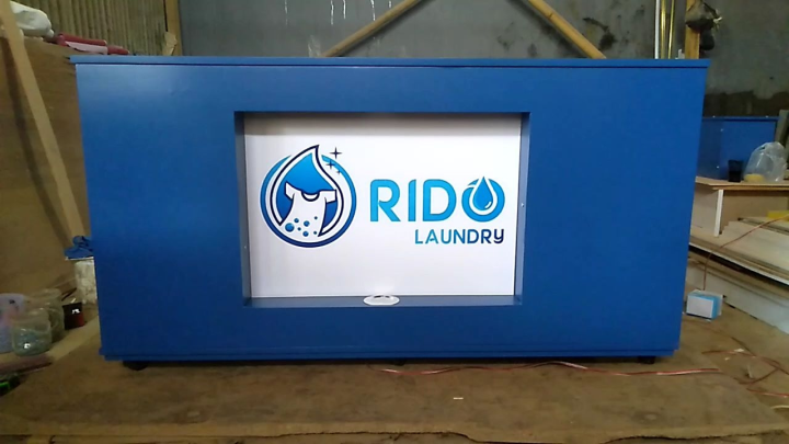 Meja Kasir Modern Berlampu LED BerLogo Nama Bisa Request. Berkaki Roda ...