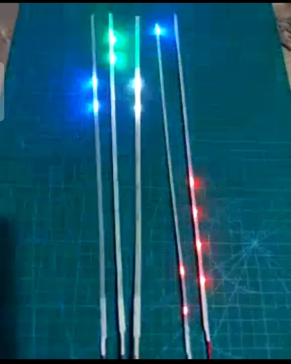 Lampu LED strip layangan RGB Running Tetes Warna Warni 34cm | Lazada ...