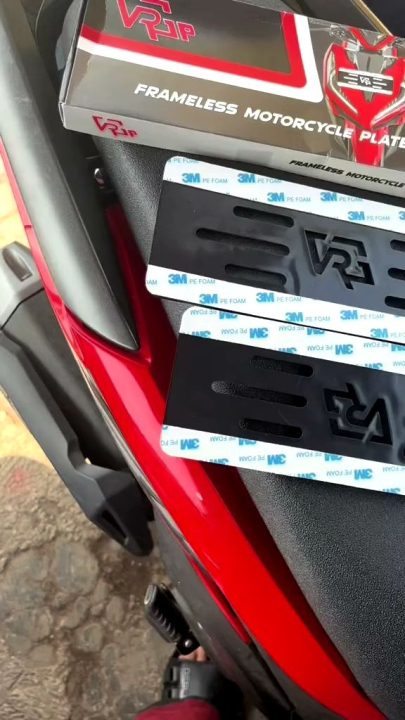frameless plat nomor Motor clean look harga sepasang dudukan plat nomor ...