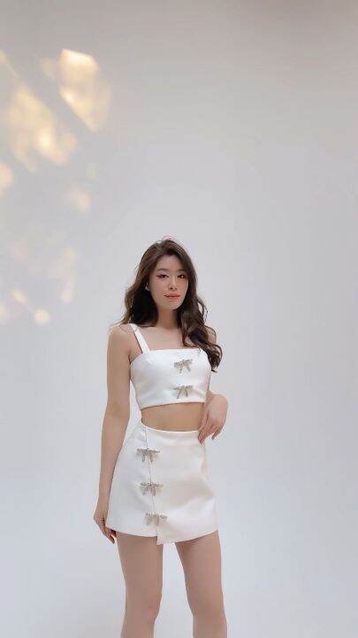 CLARA SET - Snow (ไซส์กระโปรงวัดเอวสูงเหนือสะดือ | ไซส์ S,M รอบส่ง 14 กันยา) | Lazada.co.th
