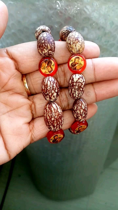 Buto ng sinukuan Bracelet na may Inang Saklolo(kontra inggit at kulam ...