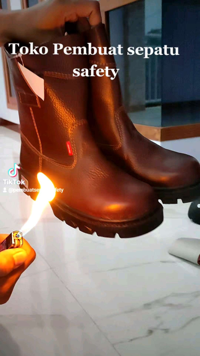 Sepatu Safety Kulit Sapi Ujung Besi Keselamatan kerja pabrik Proyek pom ...