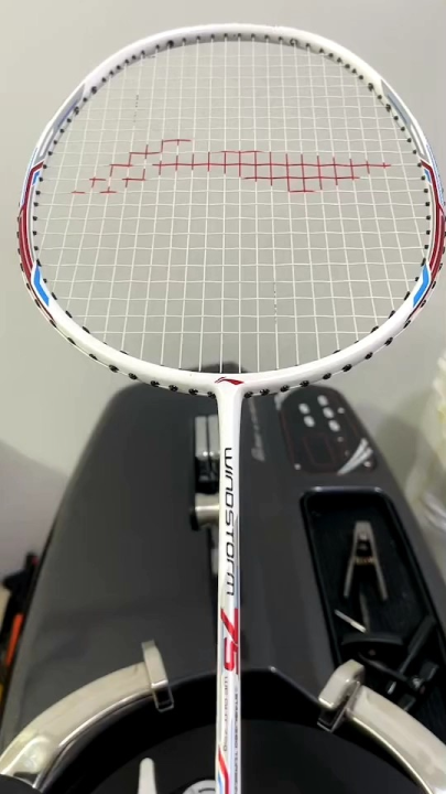 Raket Badminton Lining Windstorm 75 30Lbs | Lazada Indonesia