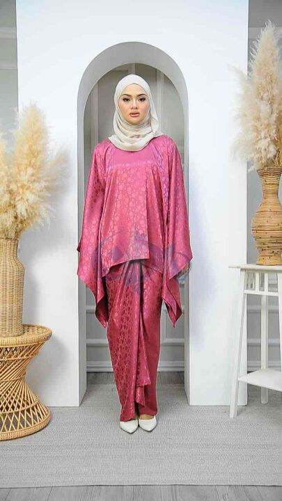 BAJU KAFTAN URWANI BATWING SATIN EMBOSS MC135 BY MARJAN | Lazada