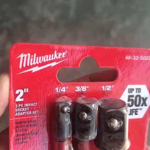 Milwaukee Socket Adapter SHOCKWAVE Impact Duty 1/4 in. Hex Shank Socket ...