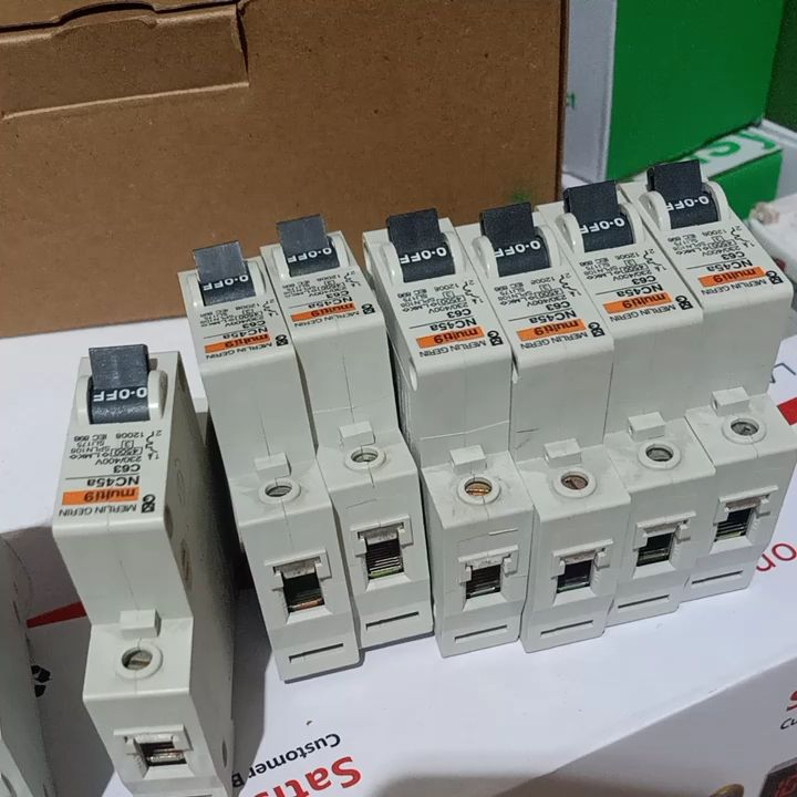 MCB 63A 1P Merlin gerin NC45a 4.5ka original stock lama | Lazada Indonesia