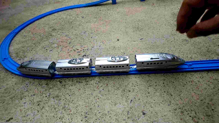 Tomy Plarail JR500 สีเงิน รถไฟญี่ปุ่น | Lazada.co.th