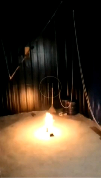 Pyro 30 sec. 3 m. Ice fountain cues pyro cold Wedding Party Indoor ice ...