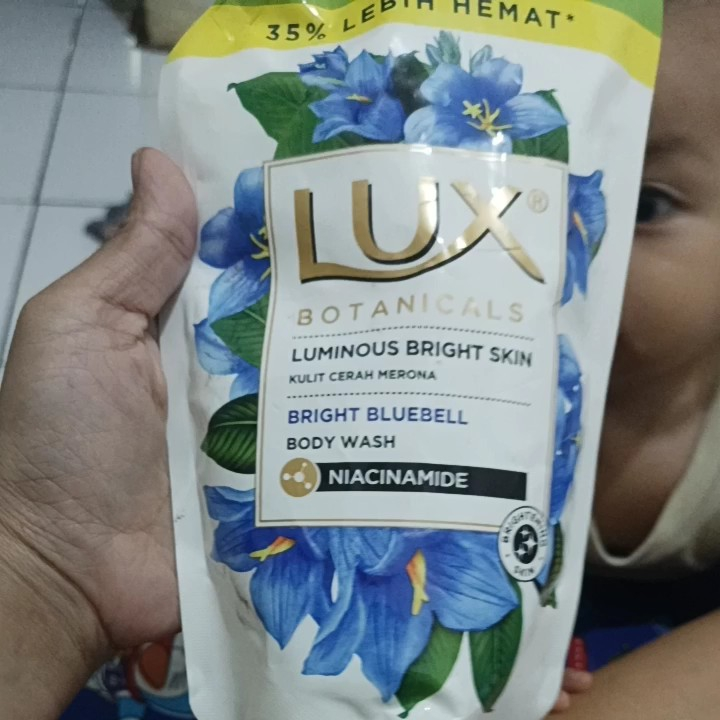 LUX Body wash sabun cair 450ml Botanical Luminus Bright skin kulit cerah merona dengan bright ...