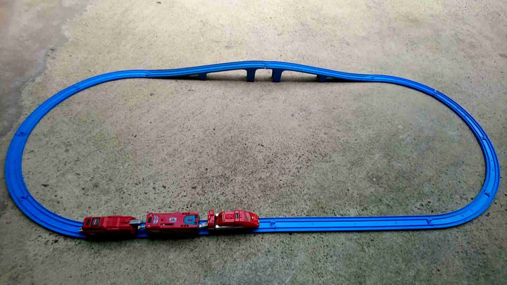 Tomy Plarail Hyper Rescue รถดับเพลิง พร้อม Plakid | Lazada.co.th