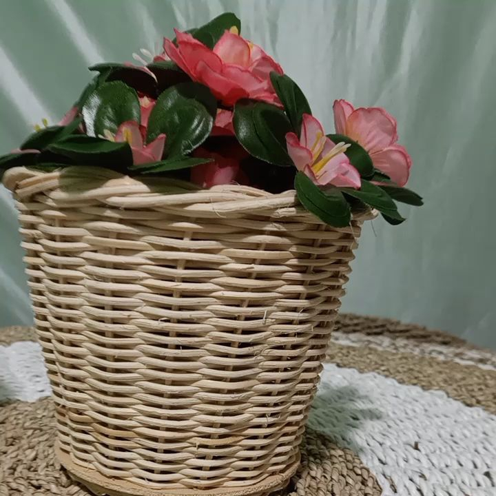 VAS BUNGA KERANJANG ROTAN POT BUNGA | Lazada Indonesia