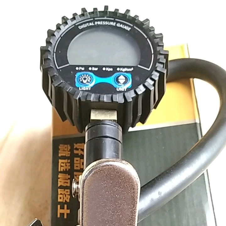 AIR CHUCK INFLATOR DIGITAL | Lazada Indonesia