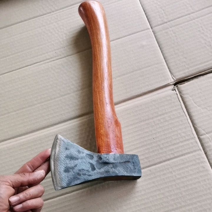 ขวานหนองบัว+ด้ามไม้ประดู่ ผลิตจากเหล็กแหนบแท้ หน้ากว้าง9ซม.สันหนา1ซม. ...