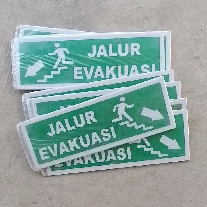 Sign Board Papan Akrilik Tanda Arah Jalur Evakuasi | Lazada Indonesia