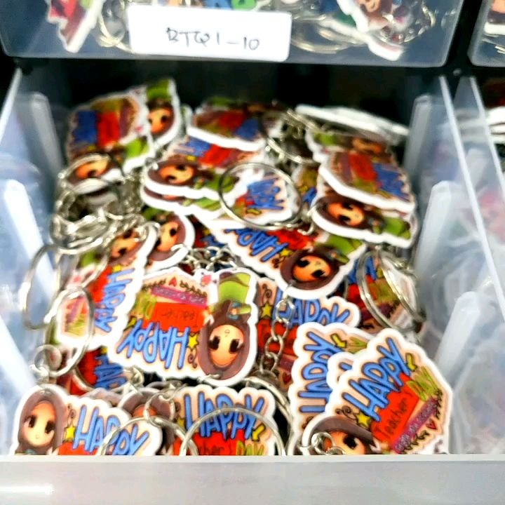 Readystok Keychain Cute Hari Guru Teacher's Day Untuk Cikgu Perempuan ...
