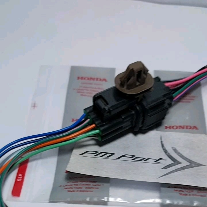 Soket saklar Genio soket 8 male female original | Lazada Indonesia