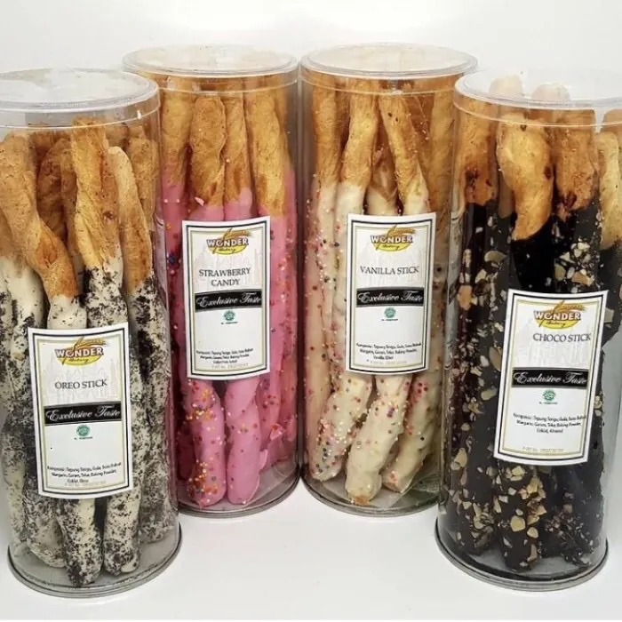 Choco Puff Stick Pastry Cokelat Strawberry Vanila Oreo Wonder Bakery ...