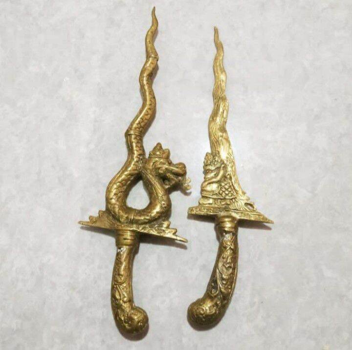 Sepasang Kris Naga Raja Kuningan Antik | Lazada Indonesia