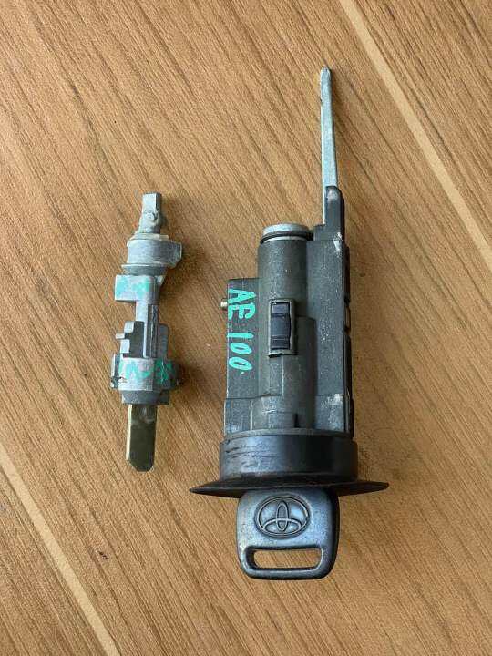 สวิตช์กุญแจToyota AE100 ขาเขี่ยตูดกุญแจ ใส้ในกุญแจ AE100แท้มือสอง ...