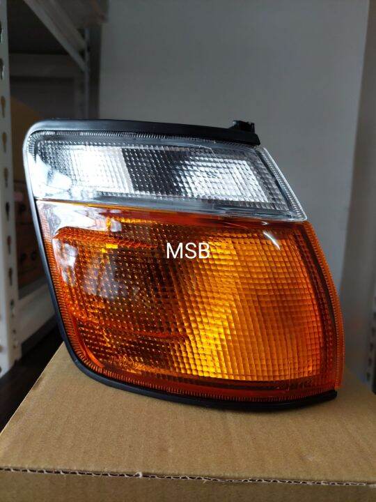 Toyota Revo Signal Light Corner Light 1997-1998 | Lazada PH