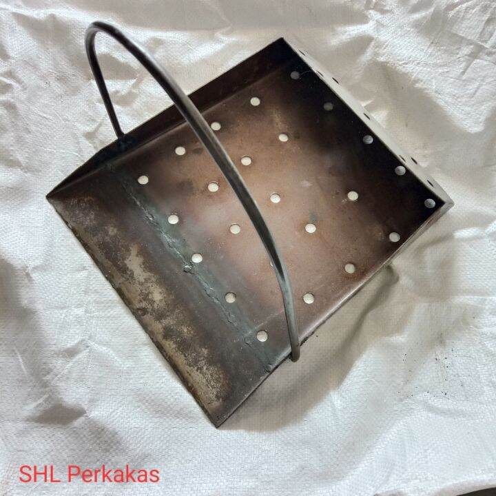 SENGGRONG PASIR TANPA GAGANG KAYU - CANGKUL PACUL PASIR - GARUK PASIR ...