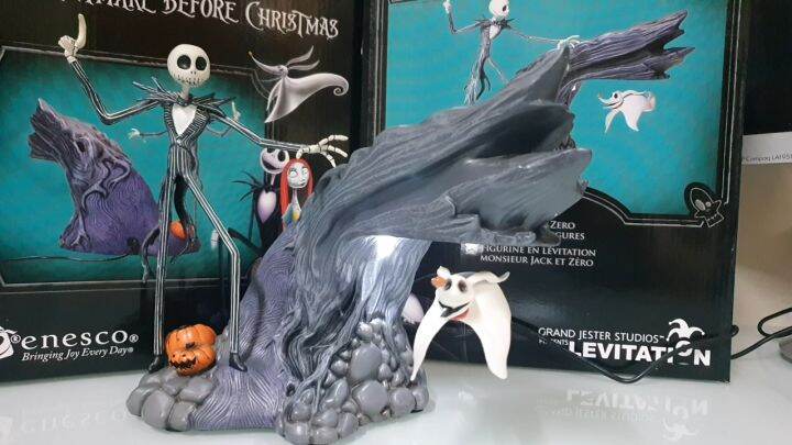 Nightmare Before Christmas - Jack and Zero Levitating Figure (Enesco ...