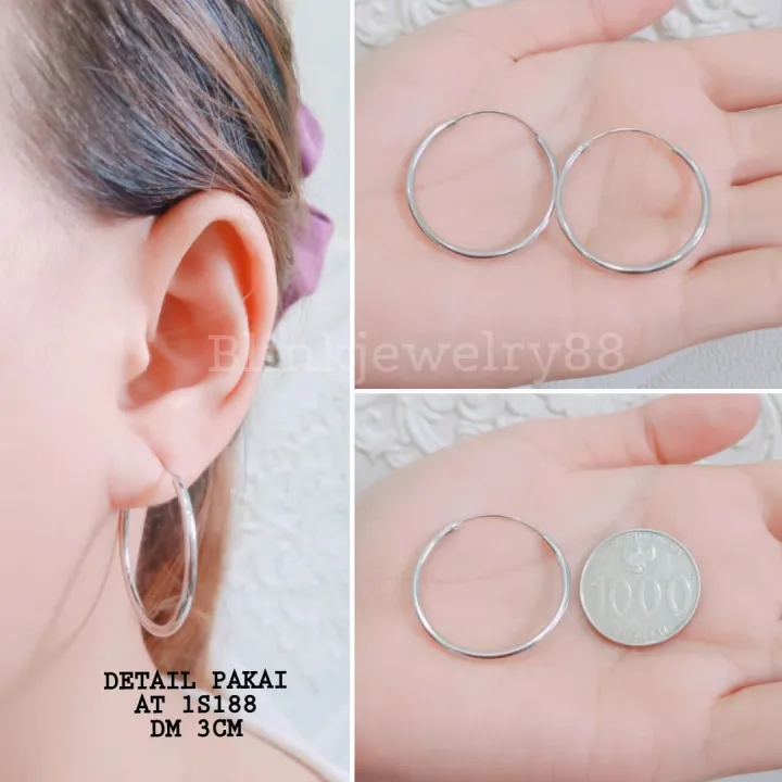 Anting Titanium Wanita Bulat Model Simple Cocok Dipakai Untuk Sehari ...