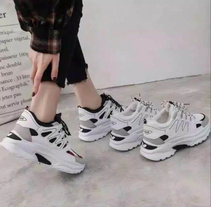 Sepatu/Sneakers perempuan Dewasa model korean terbaru | Lazada Indonesia