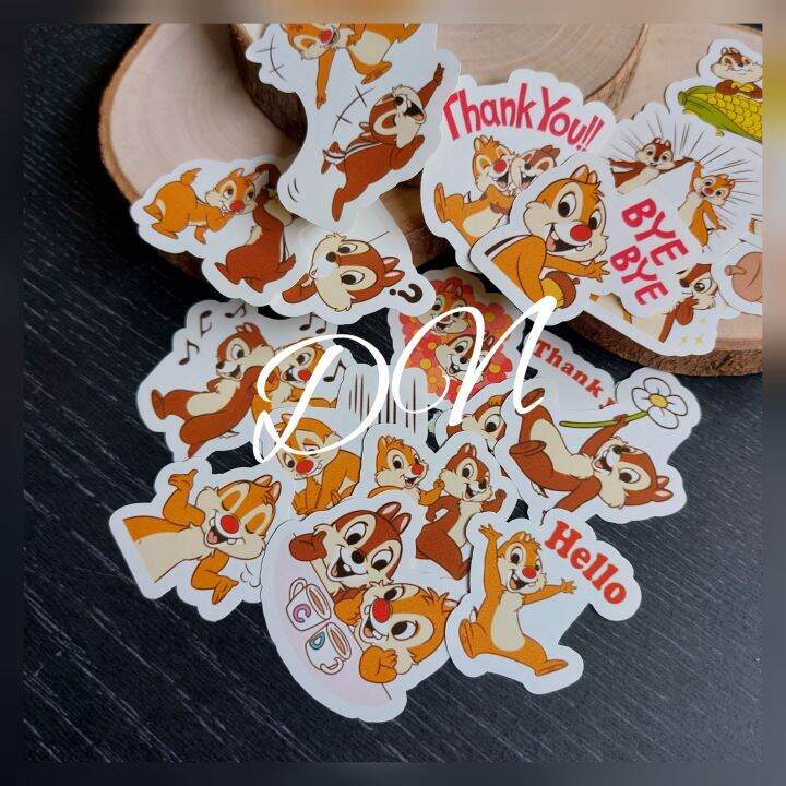isi 20 pcs stikwe kertas chip dan dale sticker glossy karakter line ...