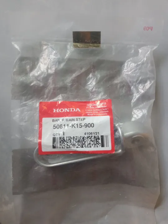 foot step-pijakan kaki depan kanan depan CB150R old new CB150R | Lazada ...