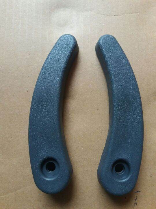 handle jok tengah kijang capsul warna abu abu setelaan jok tengah ...