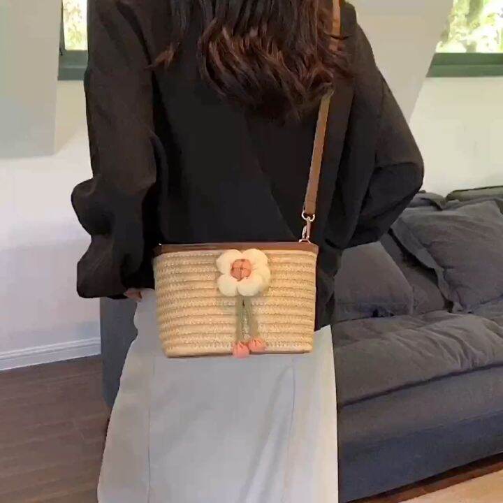 VEIKA กระเป๋าทรงถัง กระเป๋าสะพายผญ แฟชั่น 2023 กระเป๋านิชยอดนิยม ...