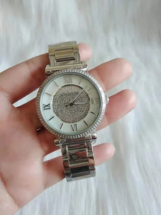 ORIGINAL 💯MICHAEL KORS WATCH% PAWNABLE IN SELECTED PAWNSHOP ⌚ (SELECTED ...