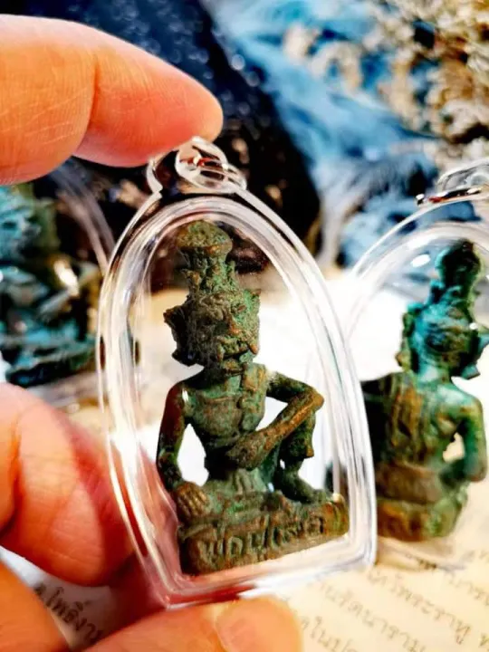 品相完美😍 LP Yeam Kumanthong BE2557, Wat Sam Ngan 🔥 泰国古曼童之父LP Tae 高僧唯一传授 ...