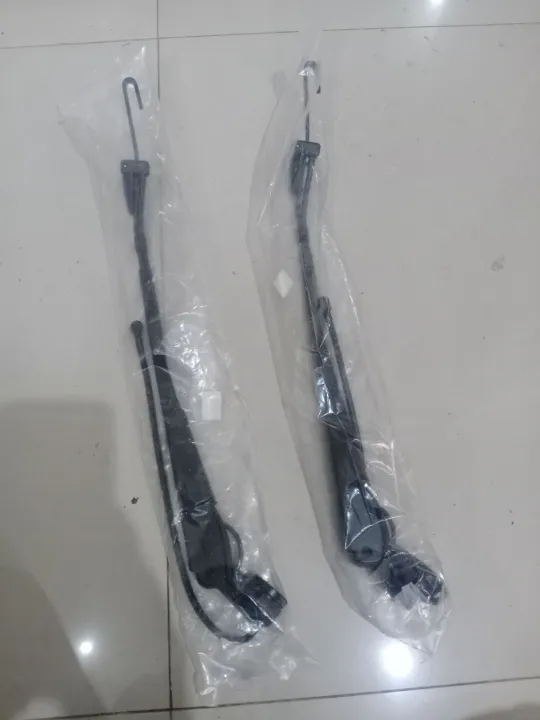 tangkai daun wiper Mitsubishi canter set 2 kiri dan kanan semua tahun ...