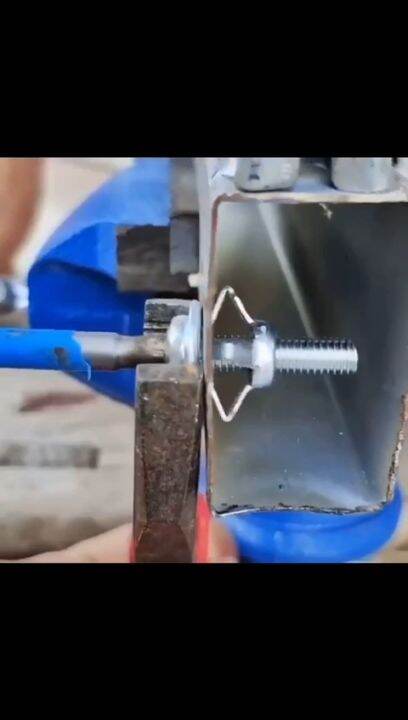 BOCSH Rivet Nut Wall Plug Fixing Expansion Screw Anchor Bolt For Hollow ...