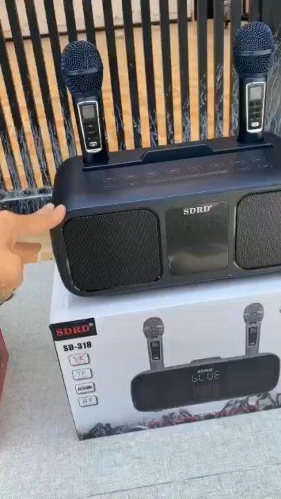 Loa karaoke bluetooth SD318 âm thanh hay nhỏ gọn phiên bản cao cấp. Tặng kèm 2 micro không dây ...