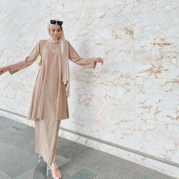 Sopan Warisan Baju Kurung Riau Kembang Moden Khalsom | Lazada