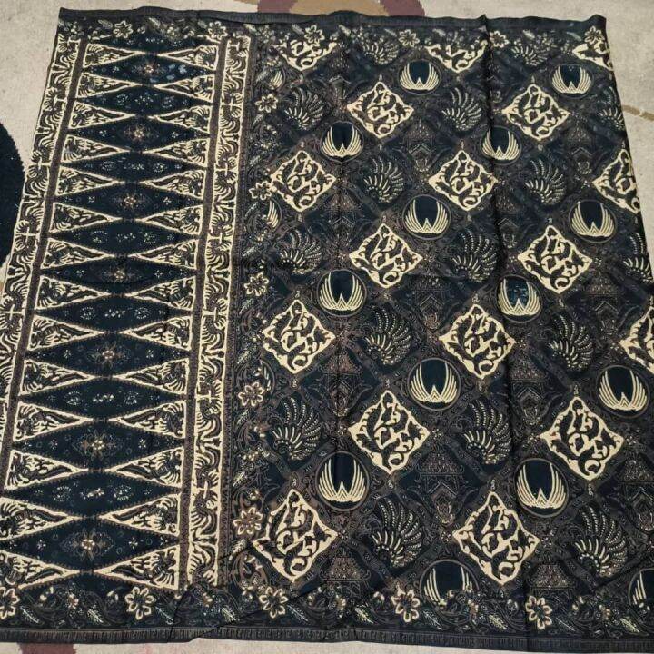 MOTIF BARU SARUNG BATIK LAR GURDA ORIGINAL KESIKAN SERIES AM 150 ...