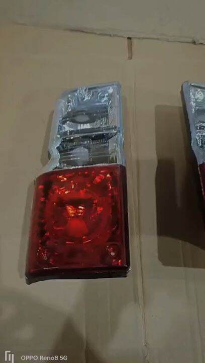STOPLAMP/ LAMPU STOP / LAMPU REM BELAKANG DAIHATSU FEROZA / FEROSA TAFT ...