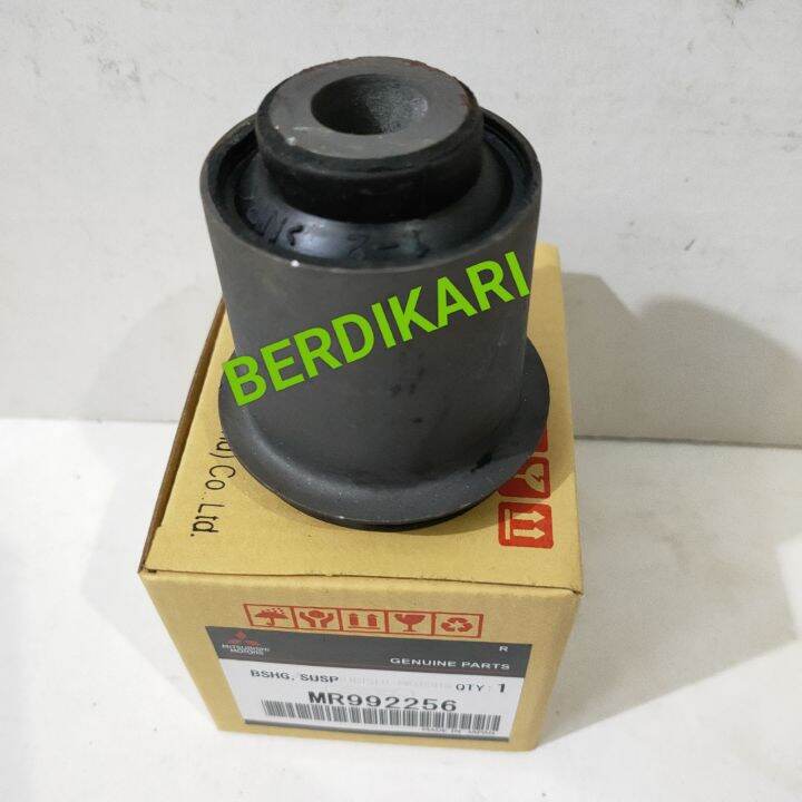 BUSHING LOWER ARM BUSHING SAYAP BAWAH MITSUBISHI TRITON PAJERO SPORT ...