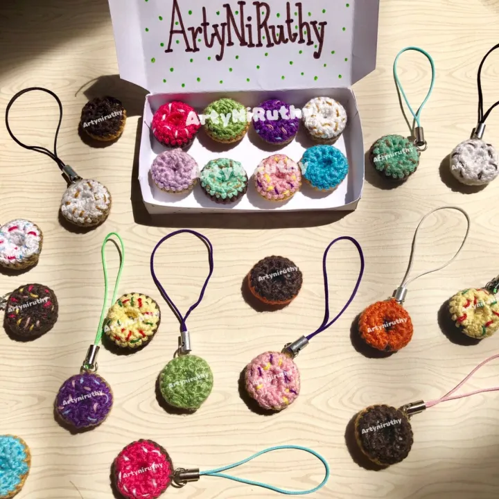 Donut Keychain Crochet Handmade (Mini) | Lazada PH