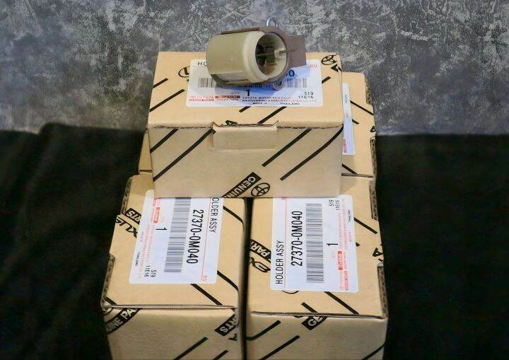 ถ่านไดชาร์จ ทั้งชุดแท้ TOYOTA VIGO YARIS VIOS D-MAX FORTUNER ALTIS ปี ...