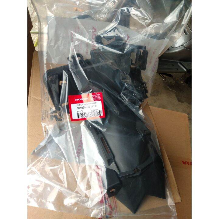 spakbor kolong atau tempat cadangan air radiator Honda Vario 125-150 ...