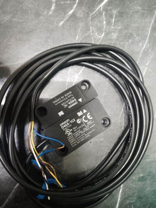 SAFETY DOOR D40A-1C2 OMRON D40A-1C2 DOOR SWITCH D40A | Lazada.co.th