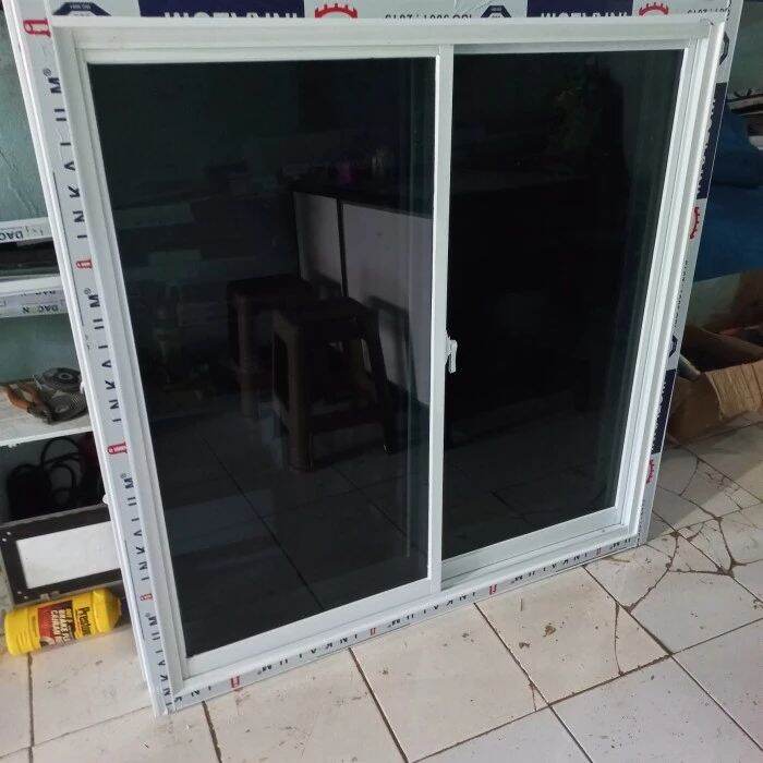 jendela sliding jendela aluminium geser kanan kiri ukuran T100 x L80 ...