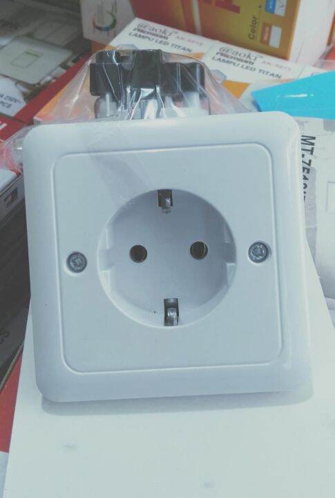 terminal colokan tanam single tembok 1 colokan model barang sesuai foto ...