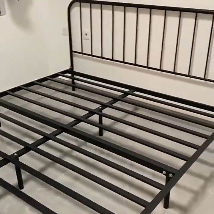 Steel bed frame Retro light luxury iron frame bed hotel apartment ...